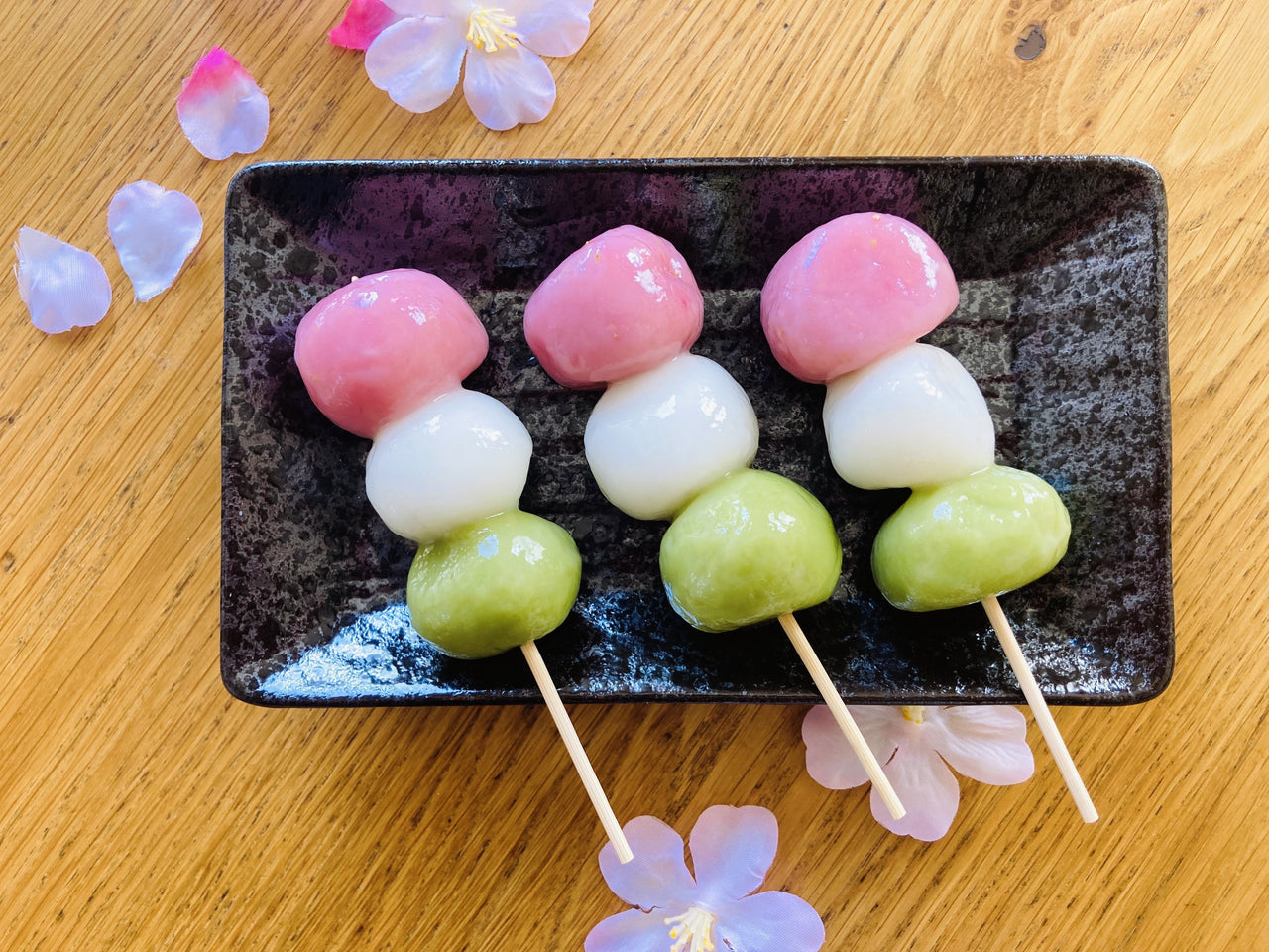 How to Make Hanami Dango (Tri-Colored Dango) From Scratch – Japanese Taste
