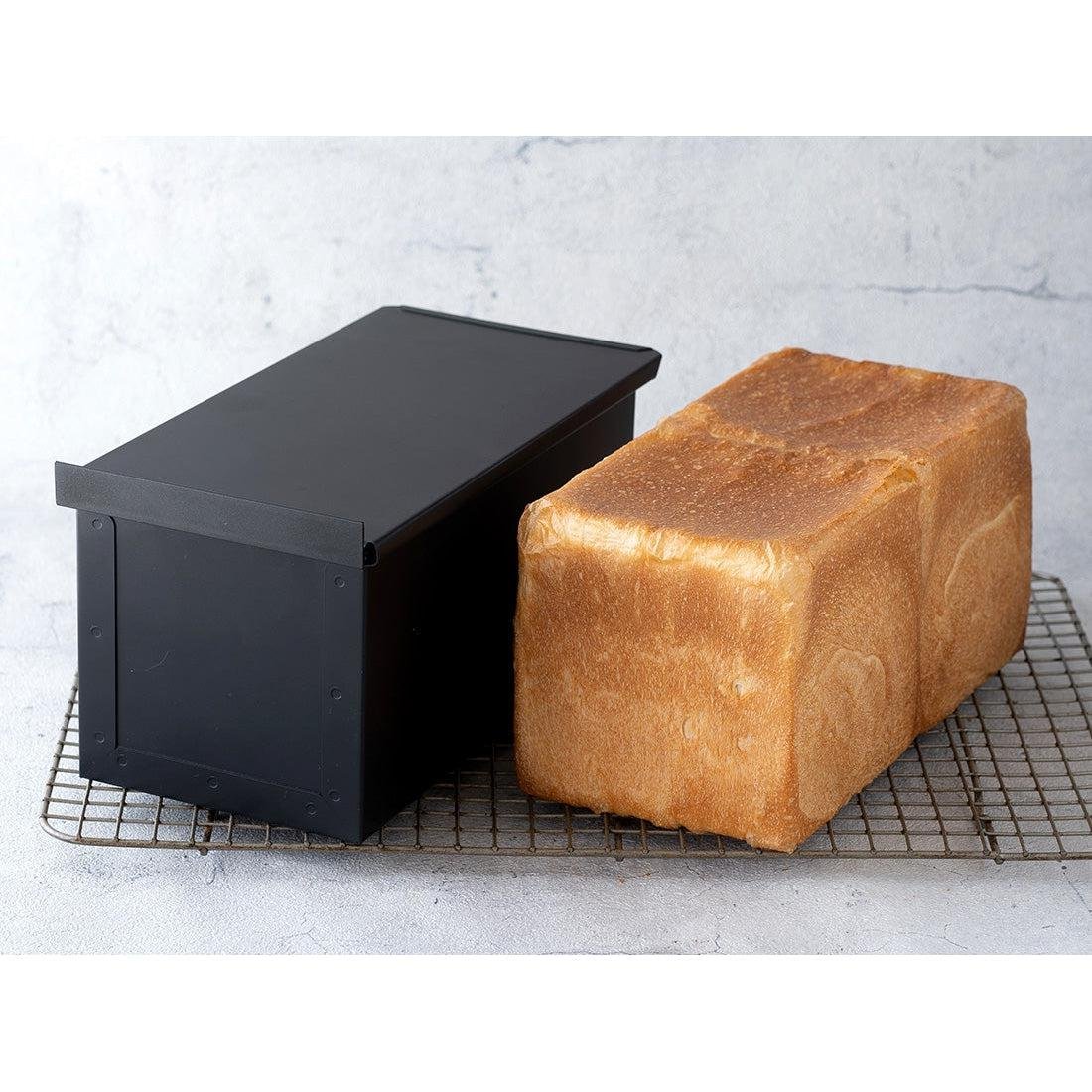 Matsunaga Premium Shokupan Mold (Japanese Milk Bread Pan) 1 lb Loaf Pa