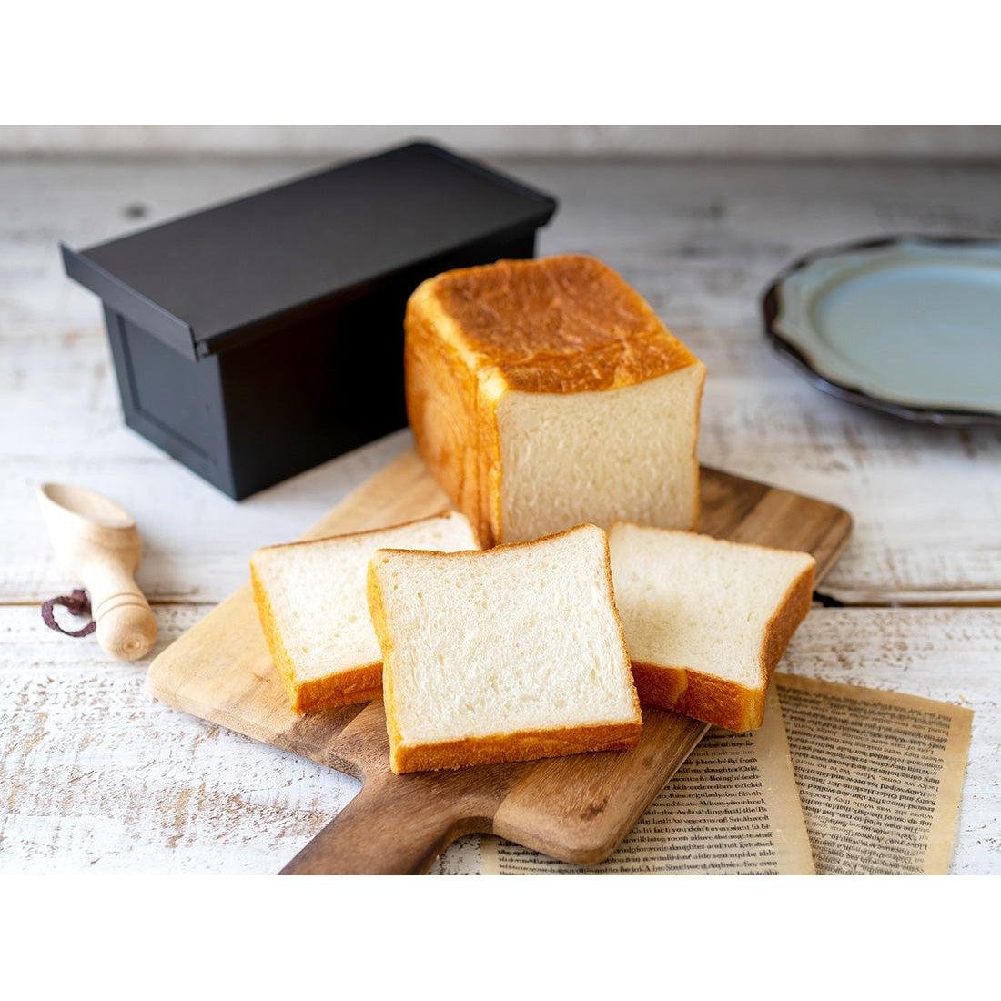 Matsunaga Premium Shokupan Mold (Japanese Milk Bread Pan) 1.5 lb Loaf